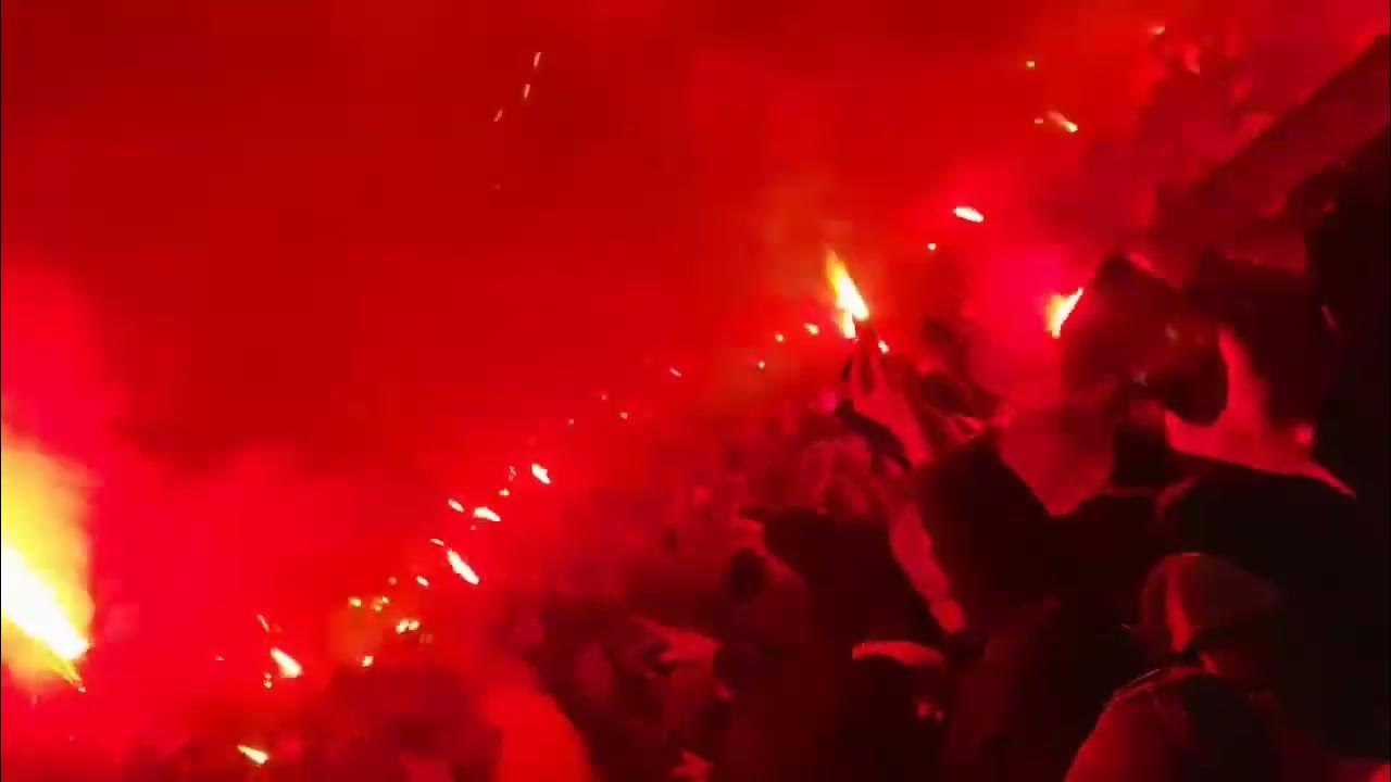 كراكاج المتعصبون في ملعب 8 ماي بسطيف في دقيقة 62| CRB 3_1ESS - YouTube