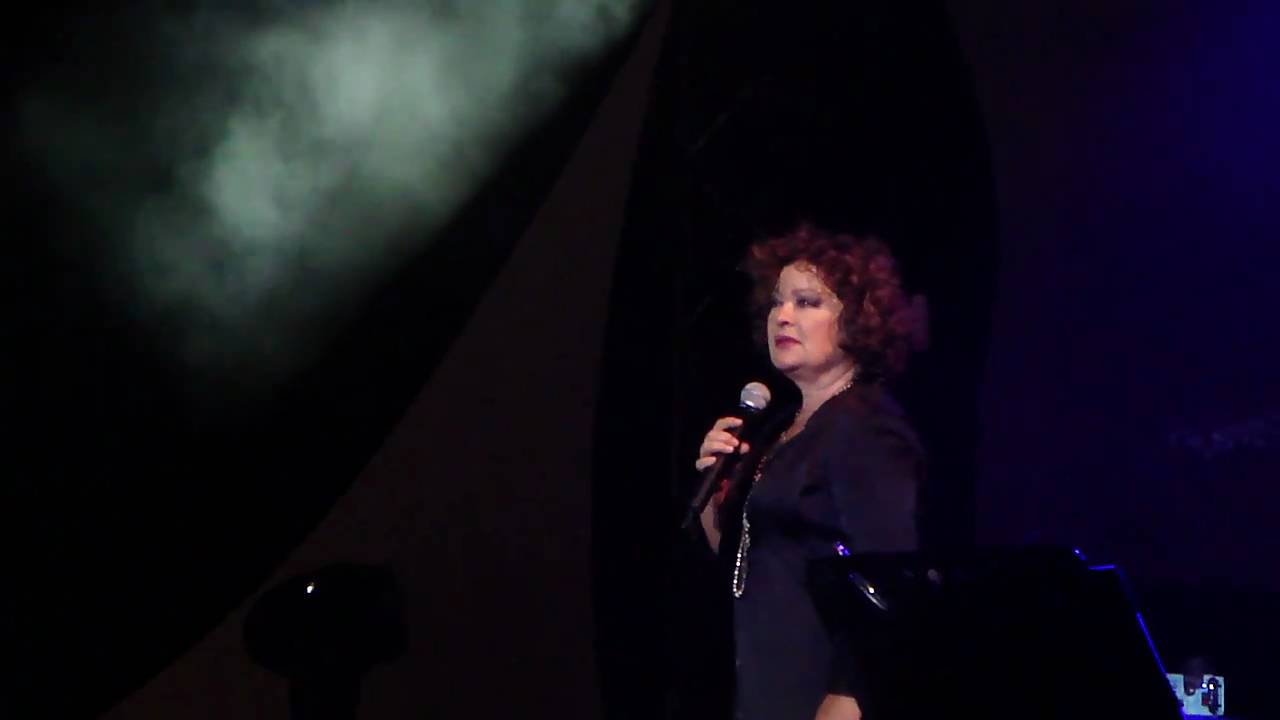 TANIA ΤΣΑΝΑΚΛΙΔΟΥ ΓΕΡΝΑΩ ΜΑΜΑ 9 - 2010 ΛΥΚΑΒΗΤΟΣ - YouTube