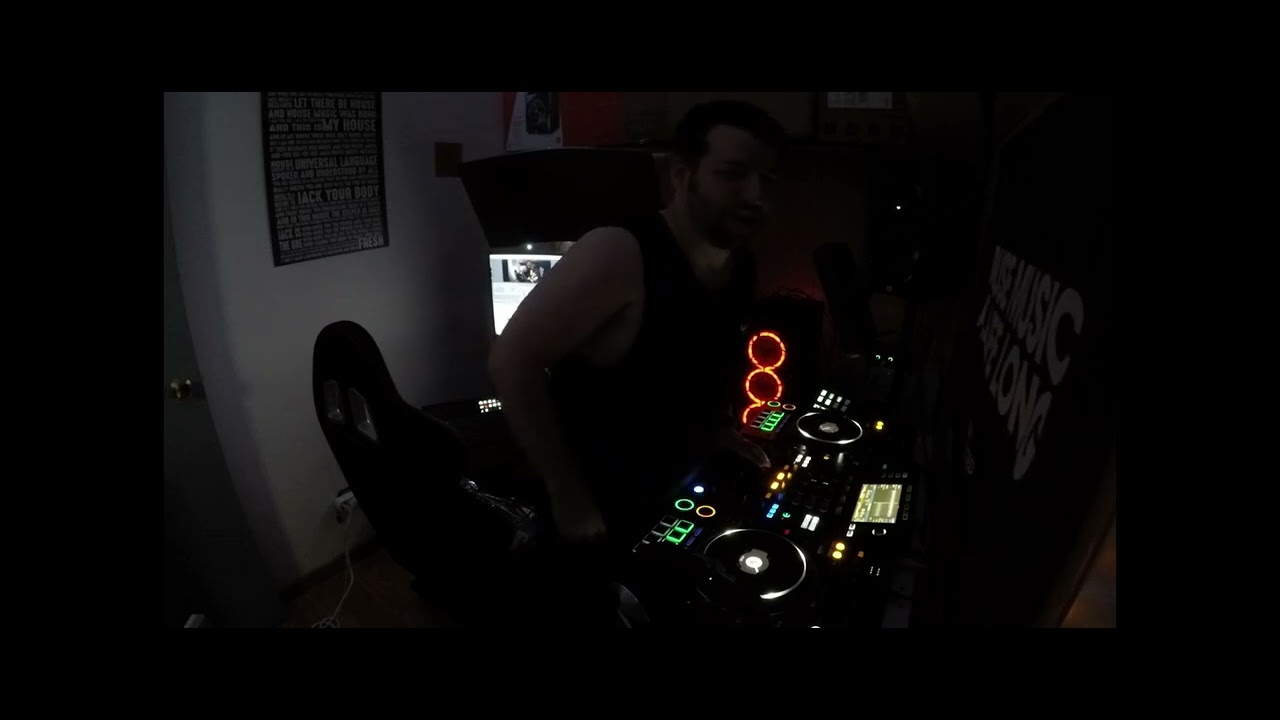 Progressive House mixed by Oscar Risan - YouTube