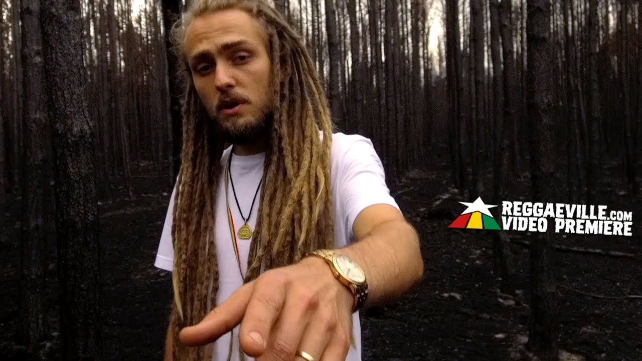 Jon Moon - 8 Billion People [Official Video 2018] - YouTube