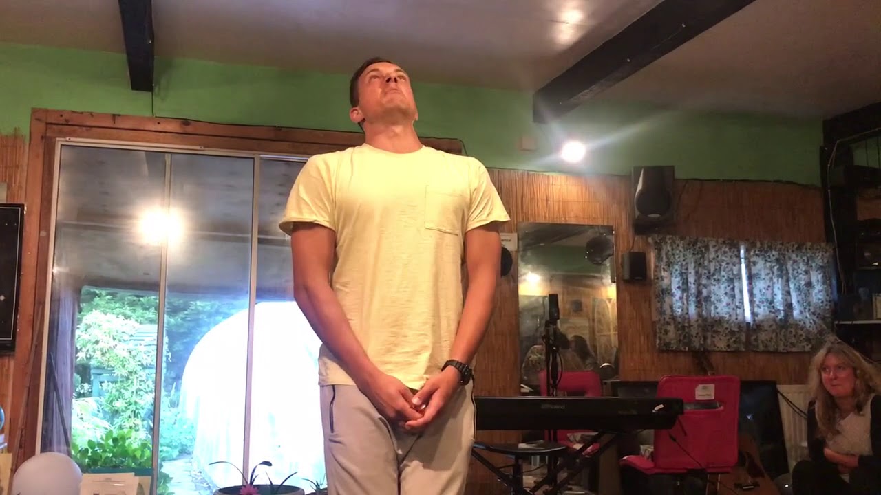 Vincent Sanders - Going to the Pub in Manchester - YouTube