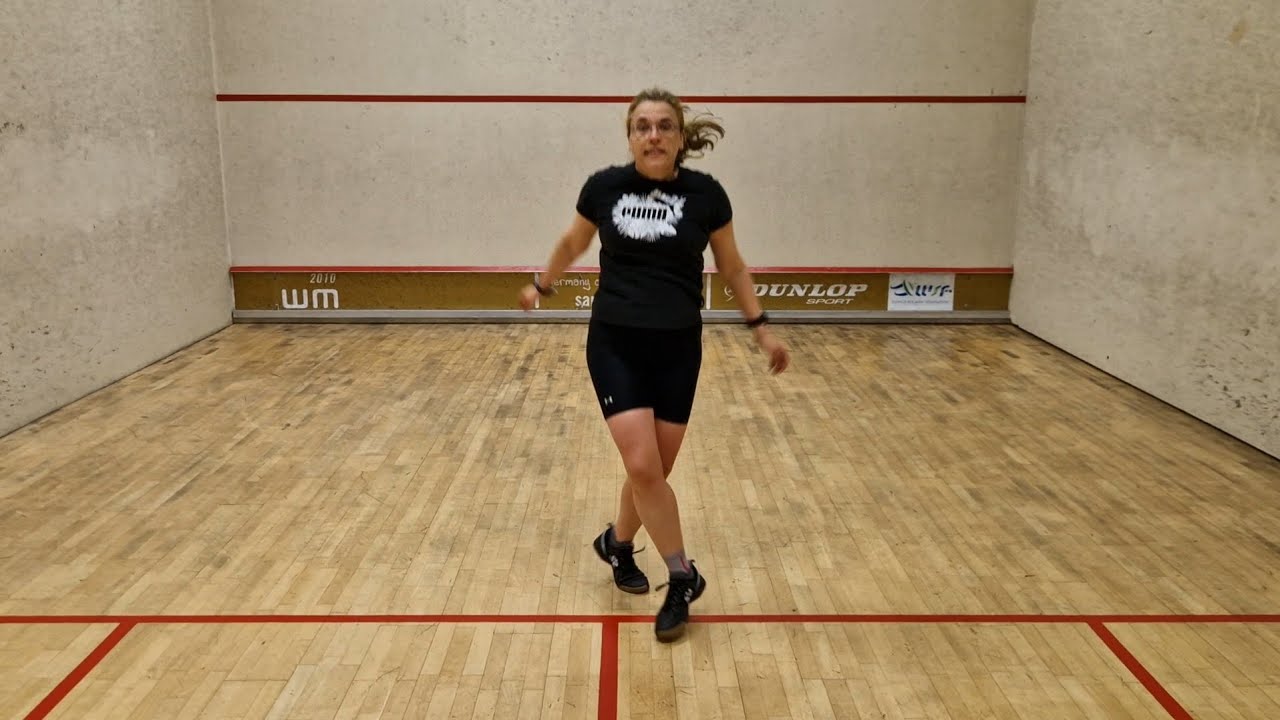 Criss Cross Jump Squat Combination - YouTube