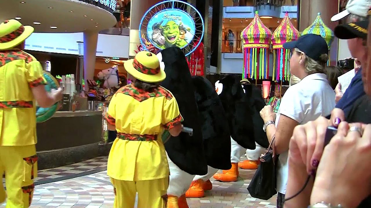 Allure of the Seas Dreamworks Parade - YouTube