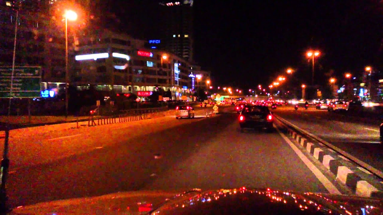 Weekday night in Pusat Bandar puchong highway - YouTube