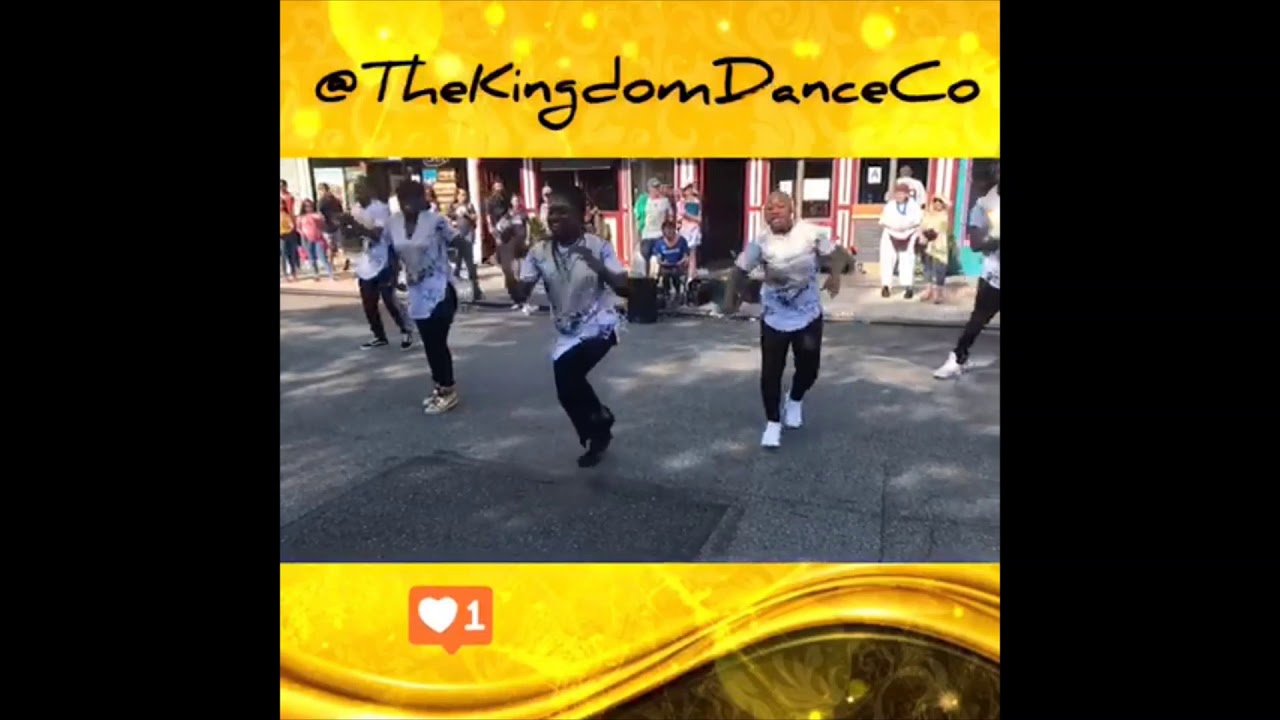 Jdove productions Bronx Dance team at the '19 Dance parade - YouTube