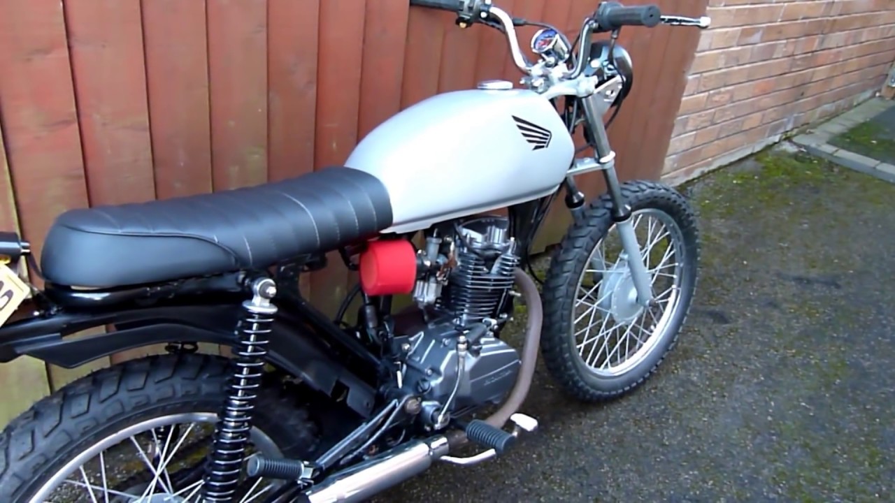 HONDA CG 125 FLAT TRACKER STREET SCRAMBLER BUILD Prt 9 back together ...