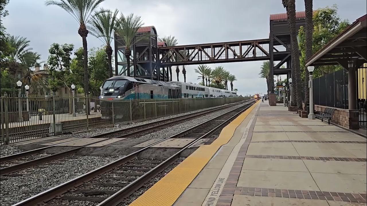 Metrolink Orange County Line #616 at Fullerton Station with SCAX #941 F125 and #673 Cab Car ...