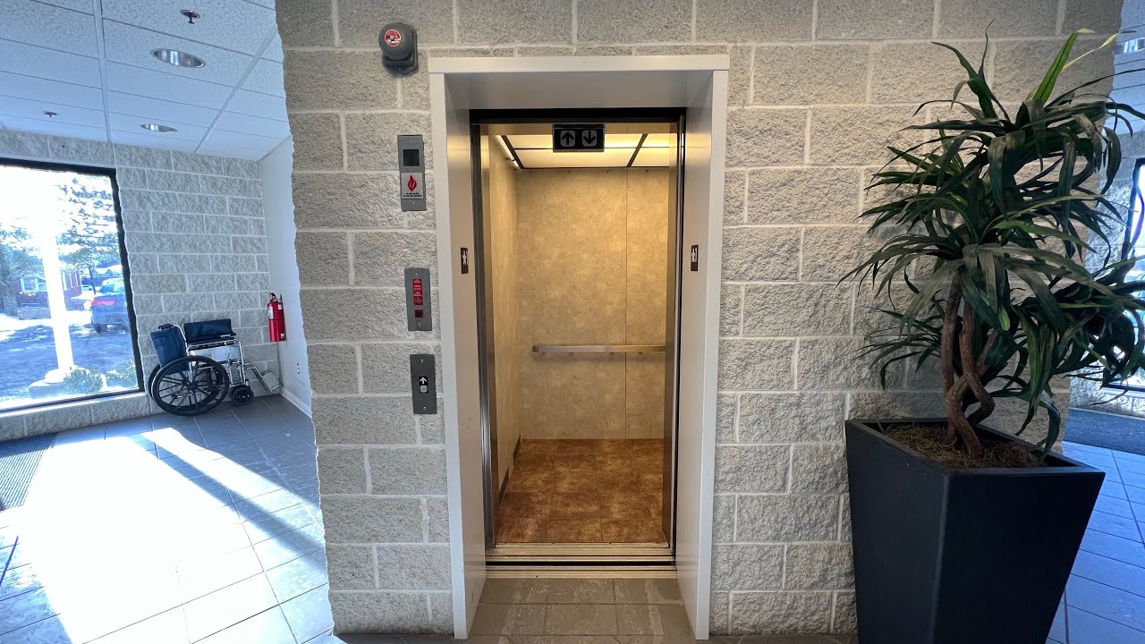 Thyssenkrupp Impulse Hydraulic Elevator - 5855 Steubenville Pike ...
