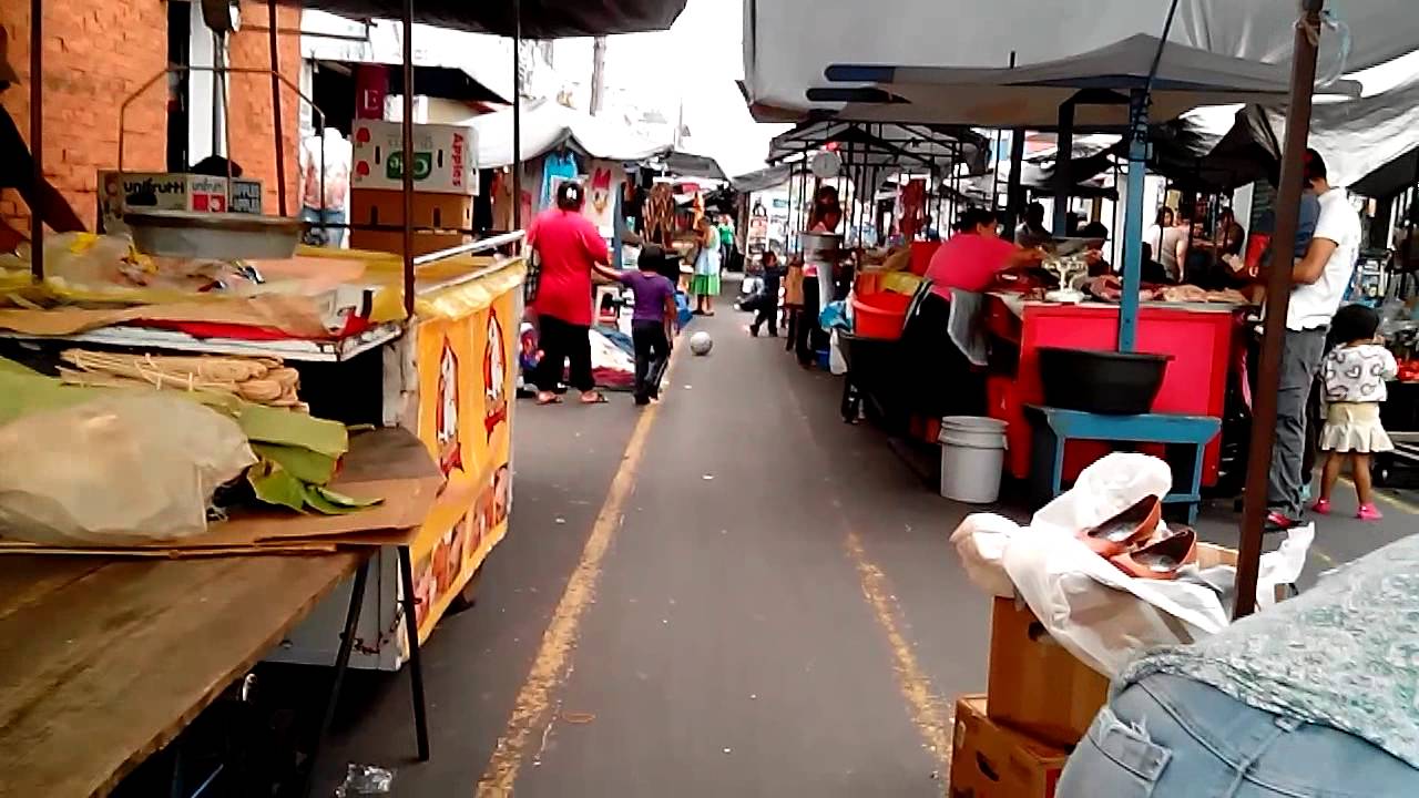 Mercado santa ana - YouTube