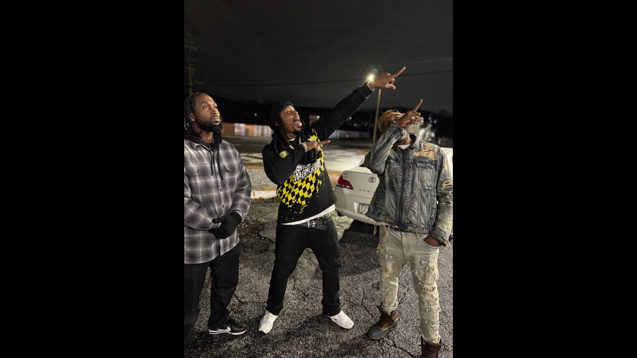 When D pulls up on Big E to discuss family matters! - YouTube