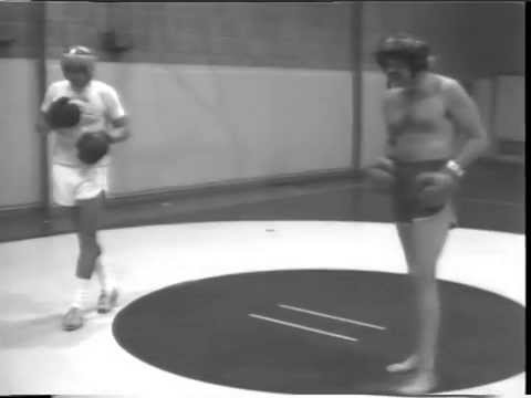 Bill Boxing in1981 - YouTube