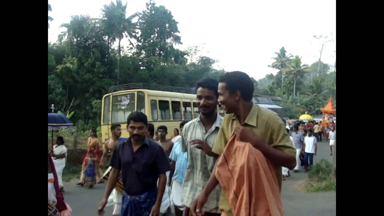 Maha Sivarathri 2011 in Thannithode.mp4 - YouTube