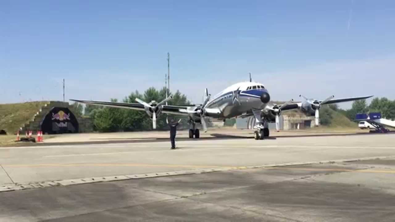 BREITLING SUPER CONSTELLATION Engine start-up and takeoff at Tököl ...