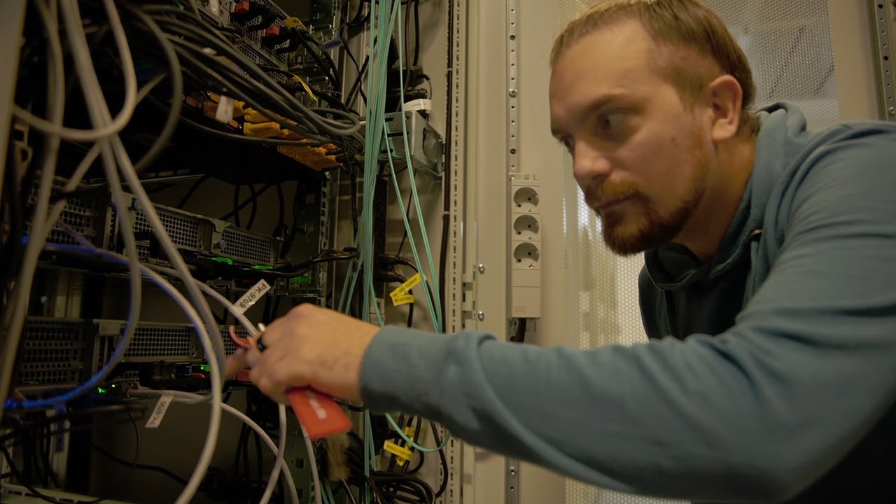 Angewandte Informatik studieren an der Hochschule Mainz - YouTube