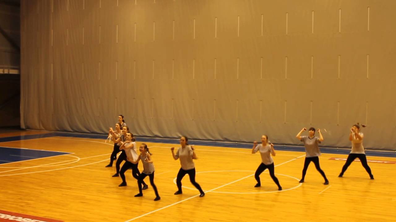 Cheerleading. - YouTube