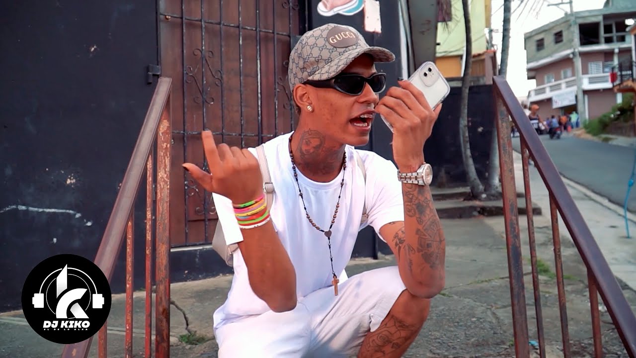 Dilon Baby, DJ Kiko El De Lo Alka - Mi Flaca (Official Video) - YouTube