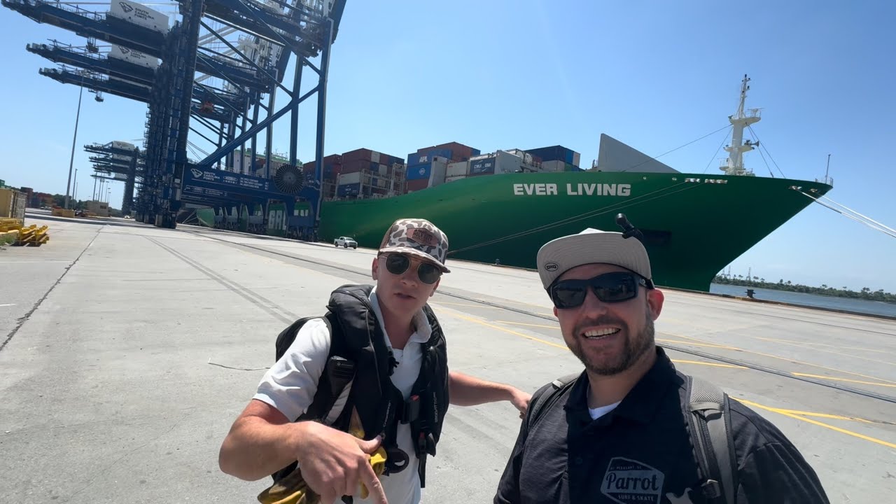 Ride Along with Docking Master @HolyCityDockingPilots - YouTube