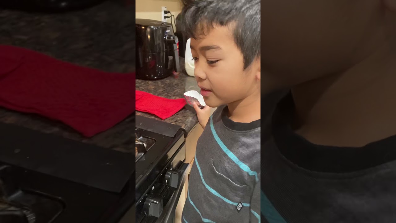 Easy Hot Chocolate Bombs | with mh Lukey Pookey #Shorts #shortsvideo ...