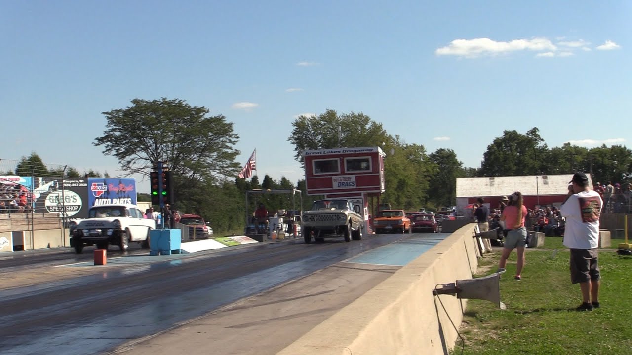 Vintage Drag Racing with the Brew City Gassers at the 2024 Time Machine ...