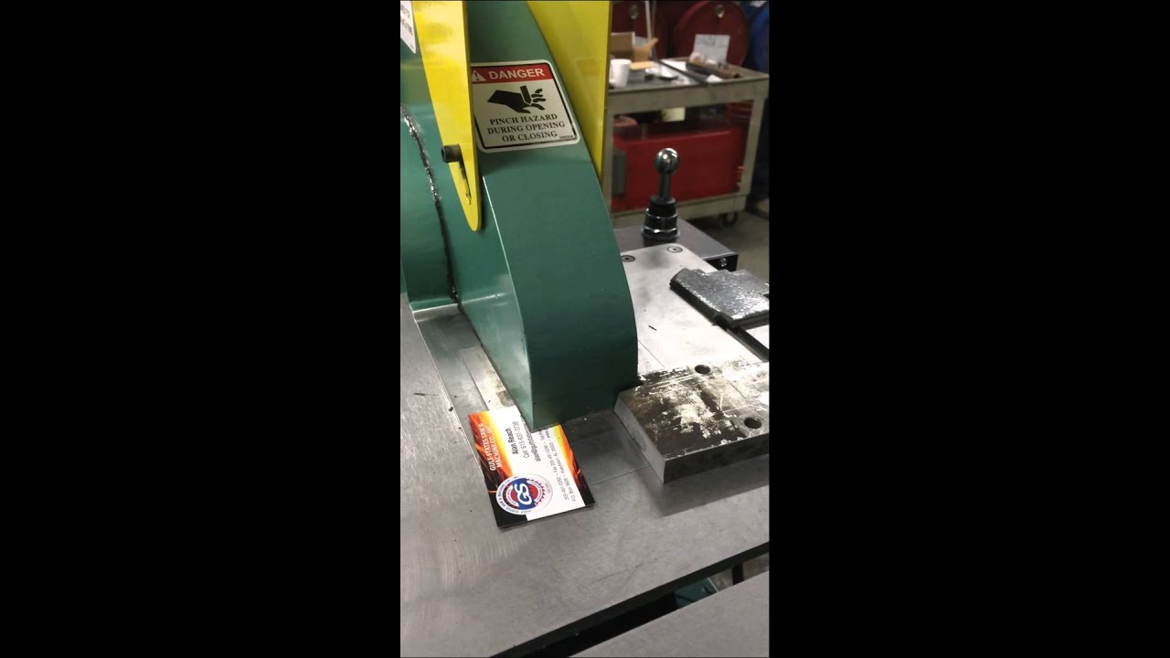 Piranha Coper Notcher Business Card Trick - YouTube