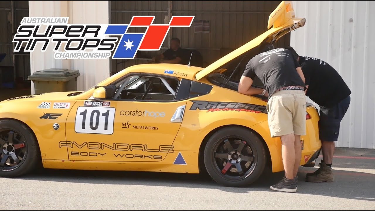 Ryan Bell has a Drama during race 3 at Winton Super Tin Tops - YouTube