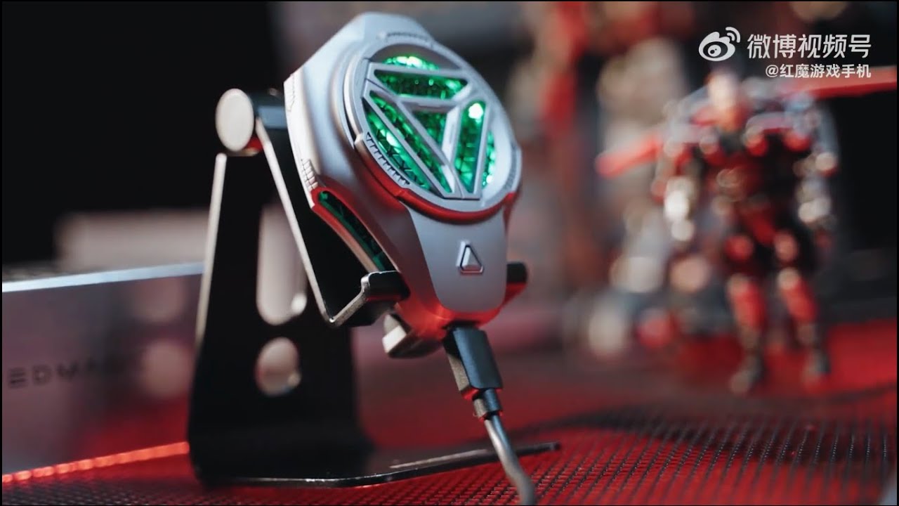 Nubia Red Devils Radiator 4 Magnetic - YouTube