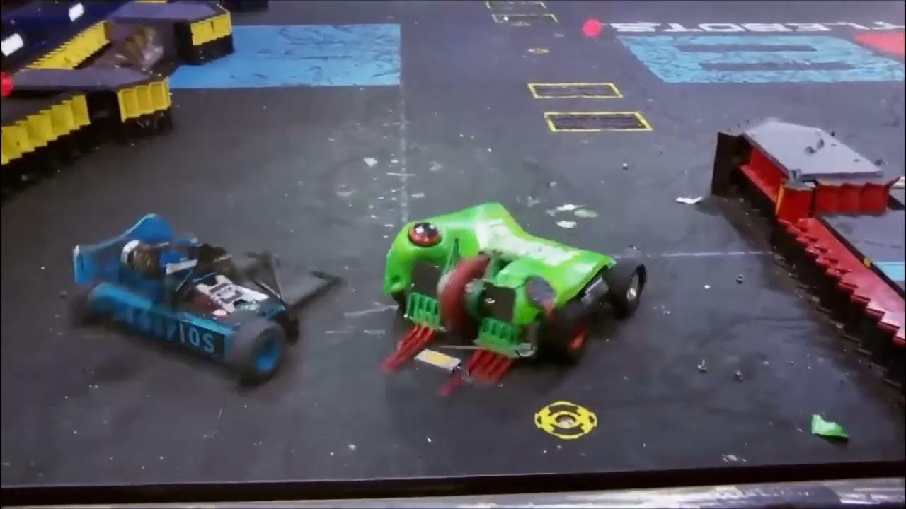 BattleBots Ribbot vs Skorpios - YouTube