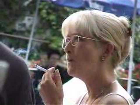 Smoking woman - Ciggypiggy 11/03/2007