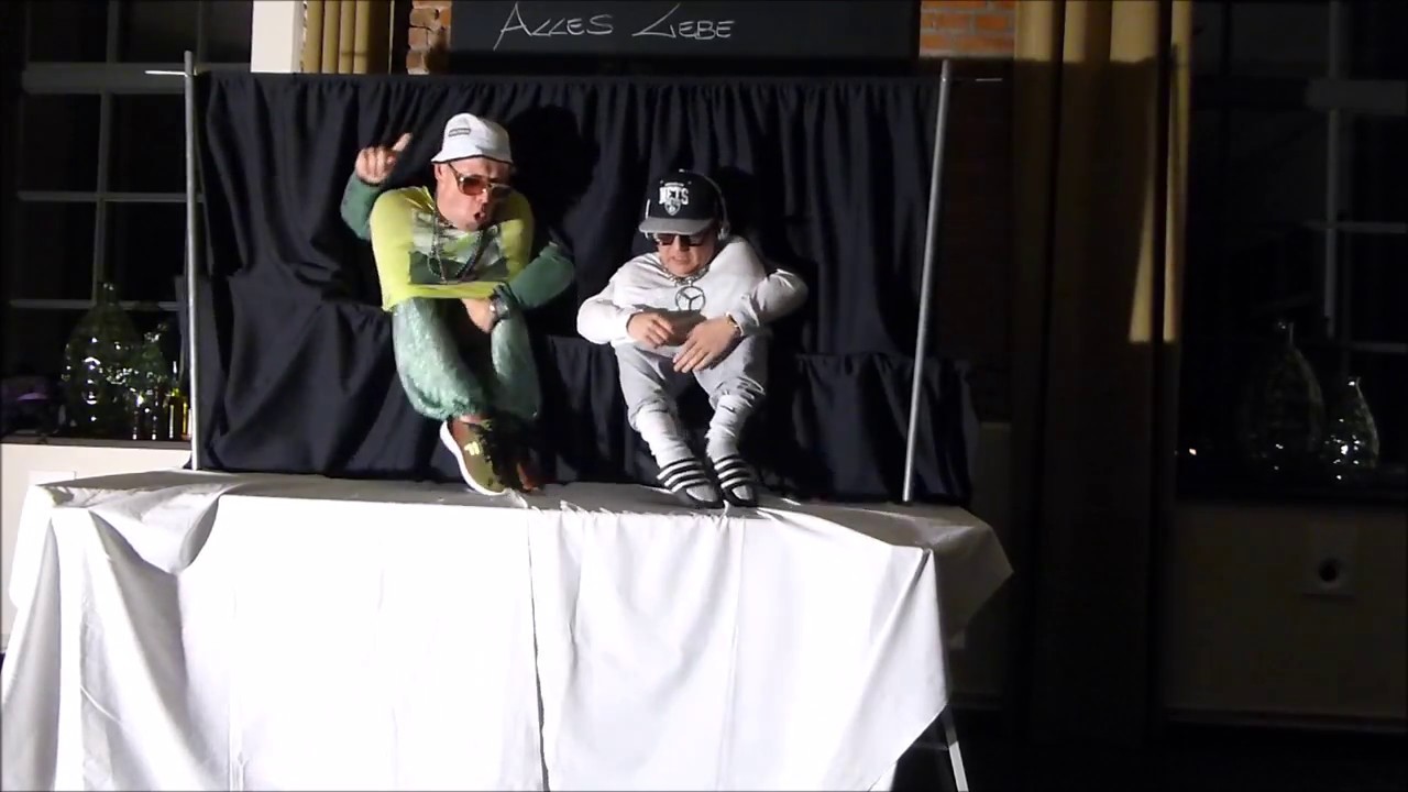 Zwergentanz - Midget Dance - YouTube