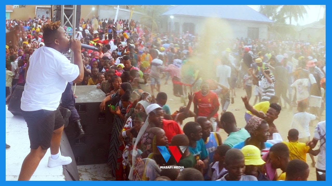 KIDENE FIGHTER ALIVYOSEPA NA KIJIJI TEMEKE UWANJA WA NINJA - YouTube