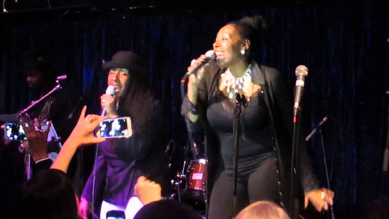 Carroll Thompson & Janet Kay - Reggae Medley - YouTube