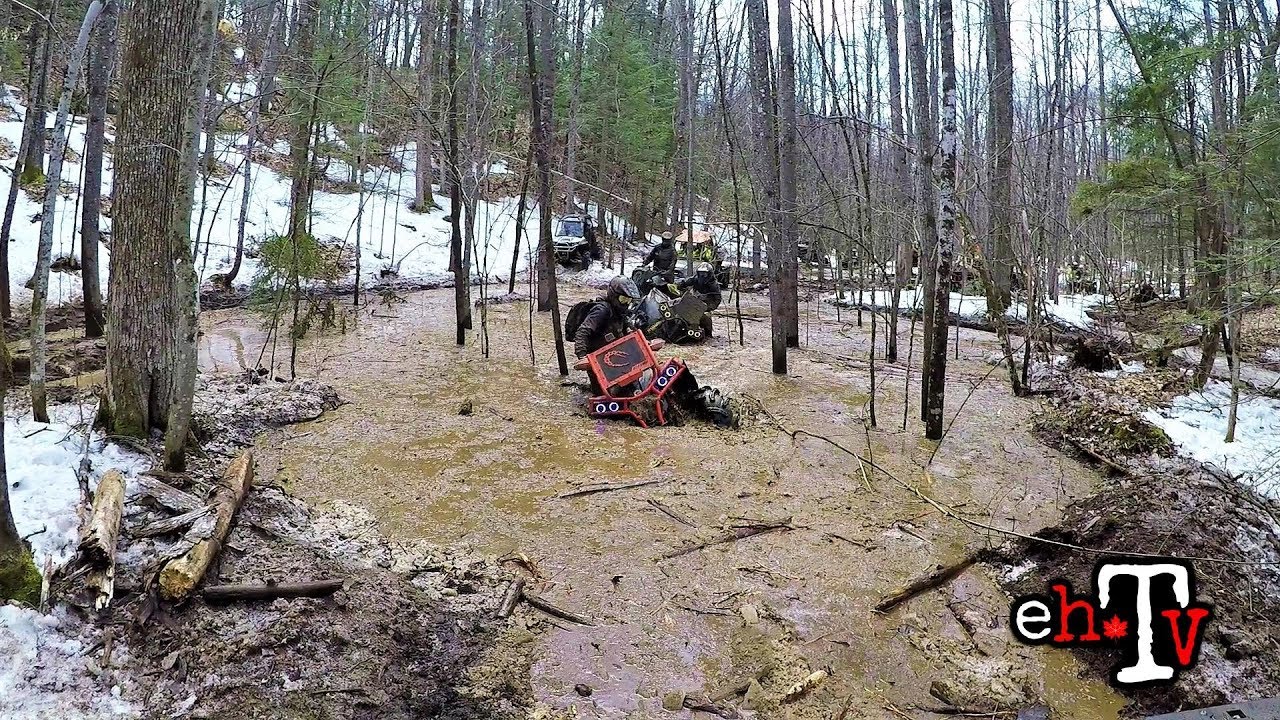 Go around, where's the fun in that? (Dungannon Mud Bogs) - YouTube