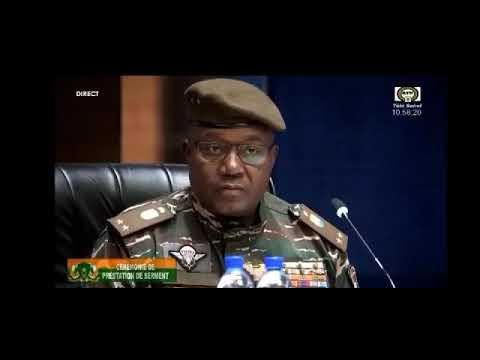 Serment des membres de la COLDEFF sous la présence de SEM Abdourahman ...