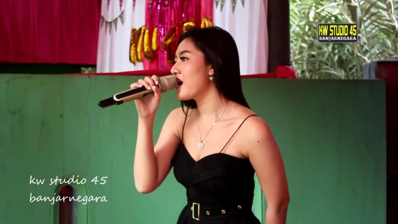 Novi Sasmita Terbaru MAHARDIKA MUSIK - YouTube