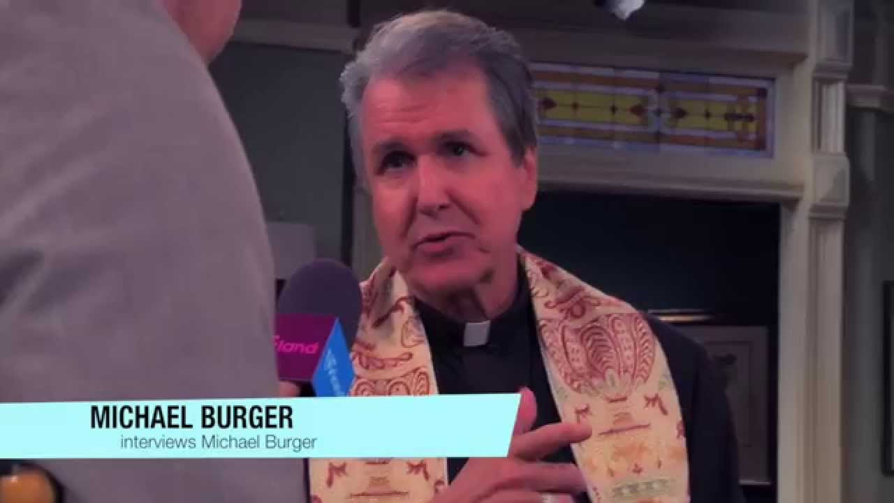 Hot In Cleveland Michael Burger interviews Michael Burger - YouTube