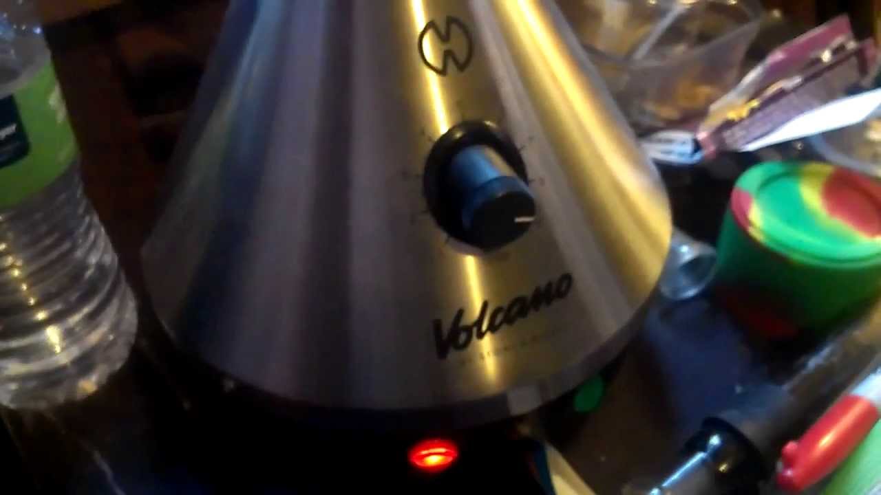 Oil bowl on a Volcano vape - YouTube