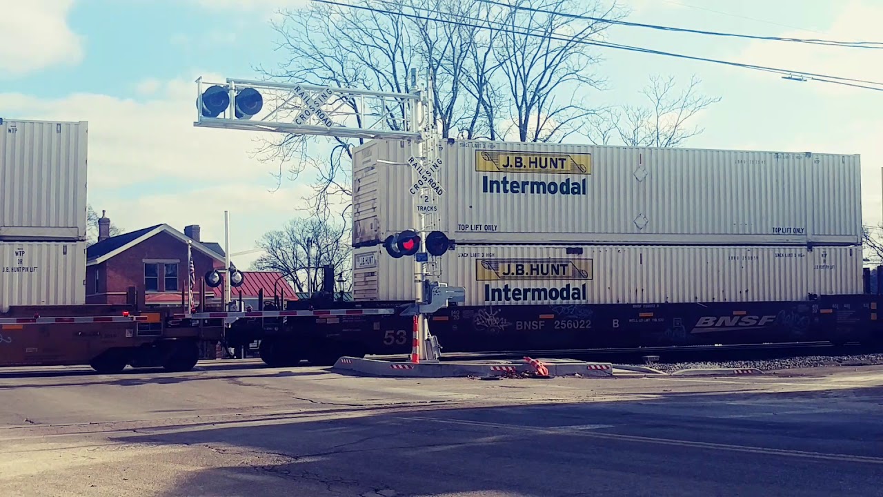 After waiting about six minutes, CSX Q 202 Northbound Intermodal gets ...