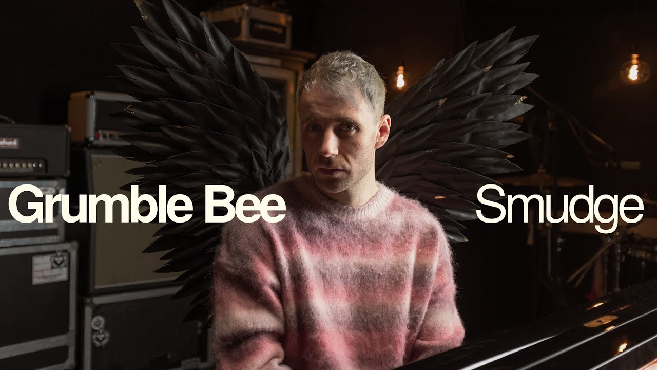 Grumble Bee - Smudge ( Live ) - YouTube
