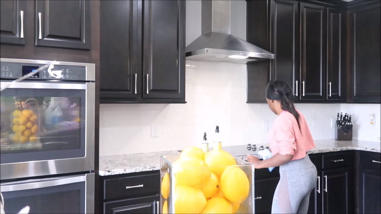 CLEAN WITH ME 2018|| KITCHEN DEEP CLEANING VLOG/ SPRING ROUTINE (STOVE ...