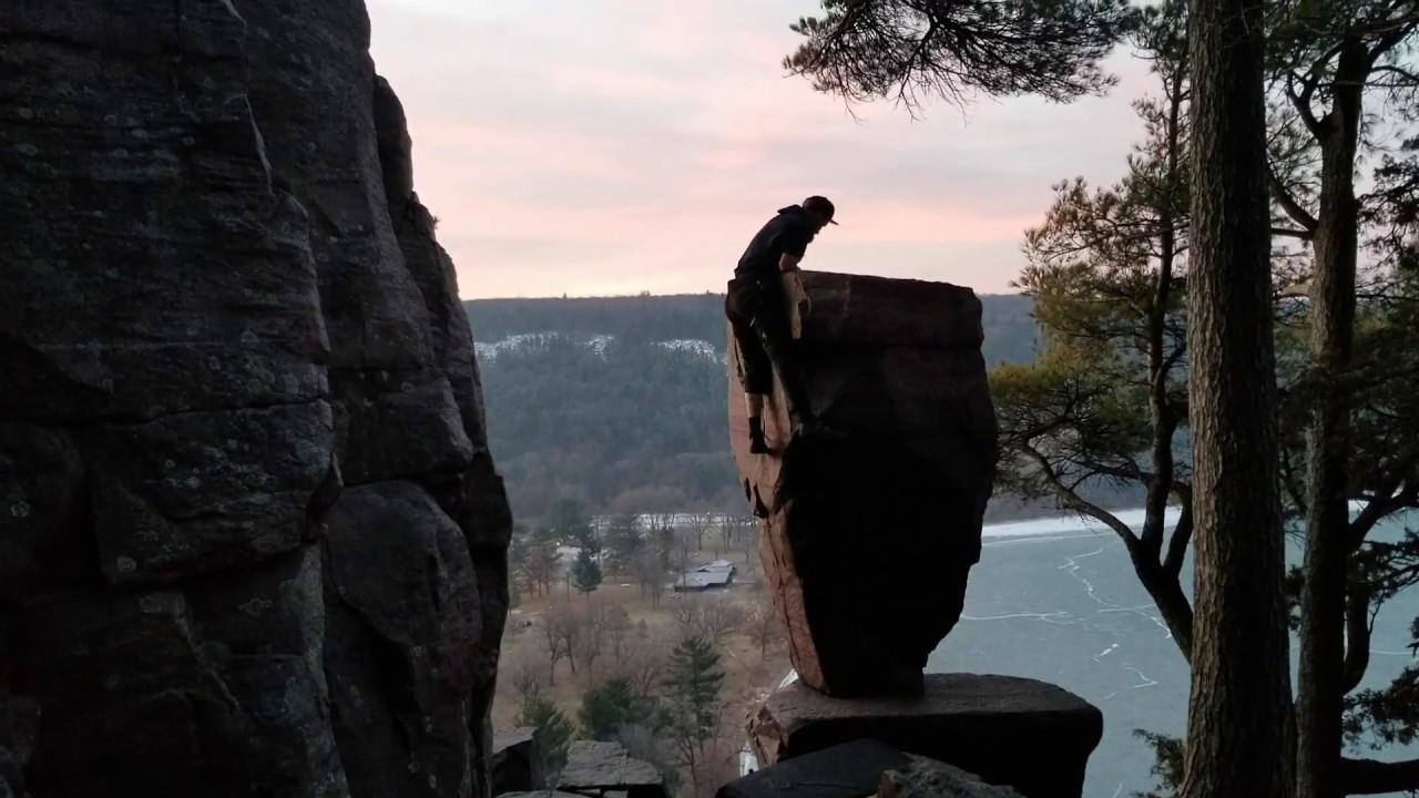 Devil's Lake Bouldering - East Bluff - Balanced Rock - Trailside ...