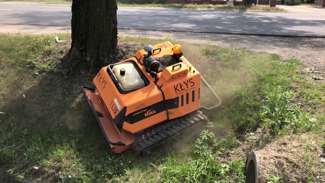 NIKO robot koszacy do skarp - YouTube