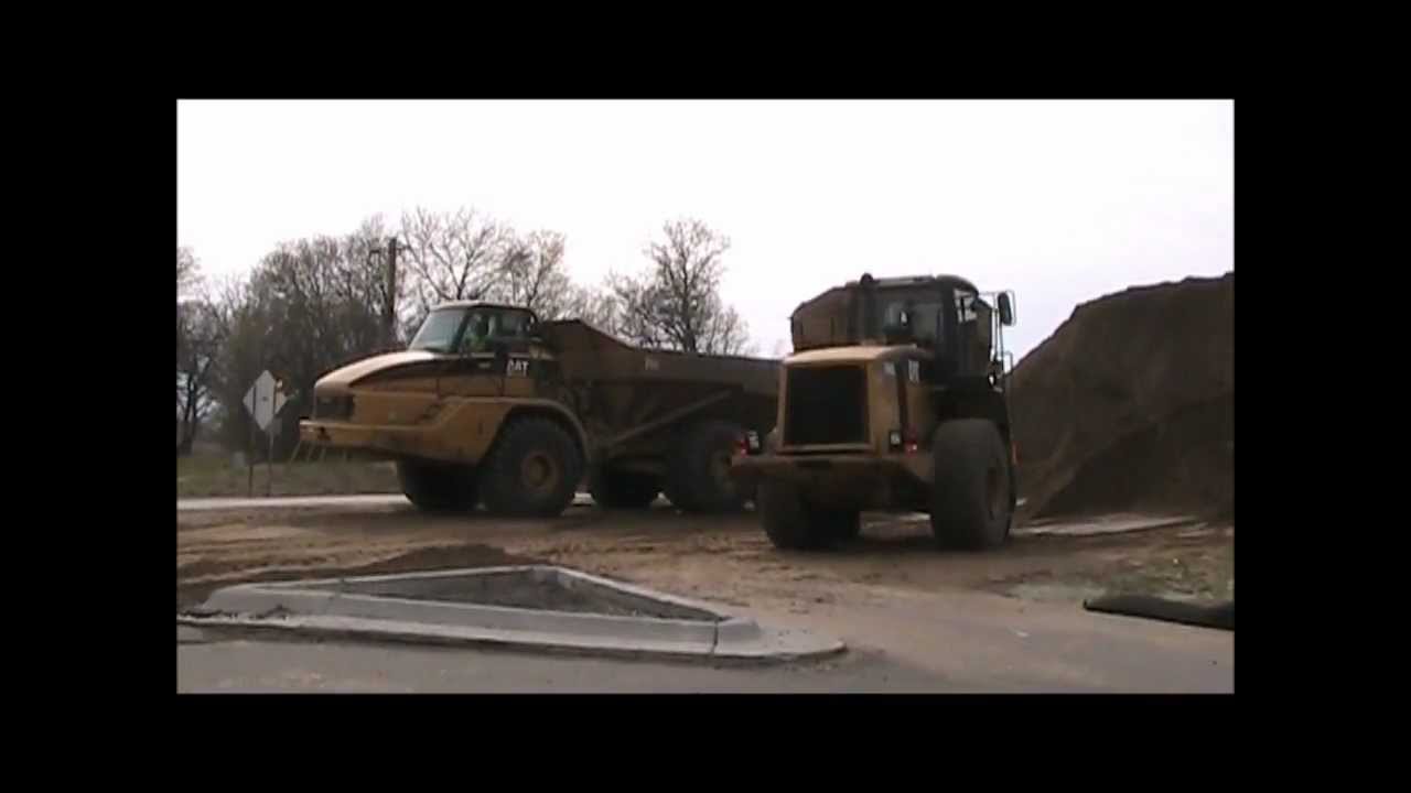 Cat 966G Loading Cat 740 ADT - YouTube