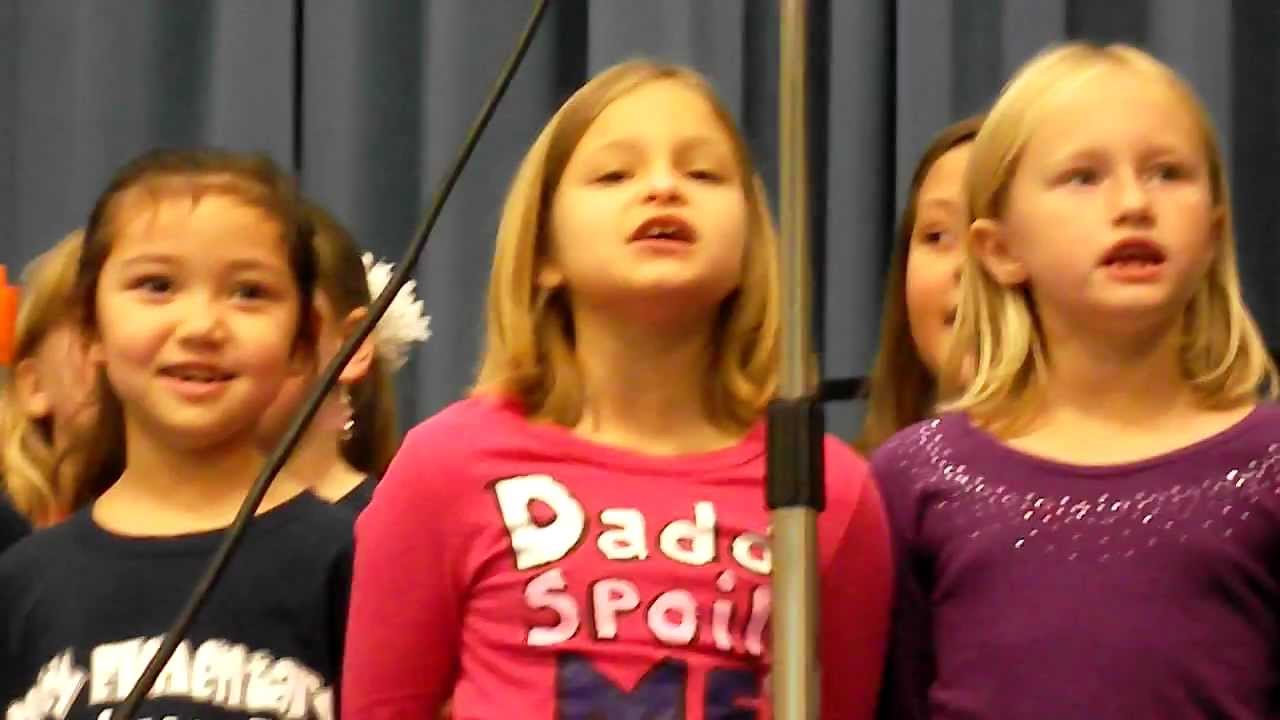 Daisy Singing Christmas Songs Part 2 - YouTube