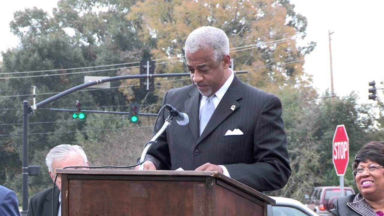 Charles Carr and Intermodal Transportation in Mississippi - YouTube