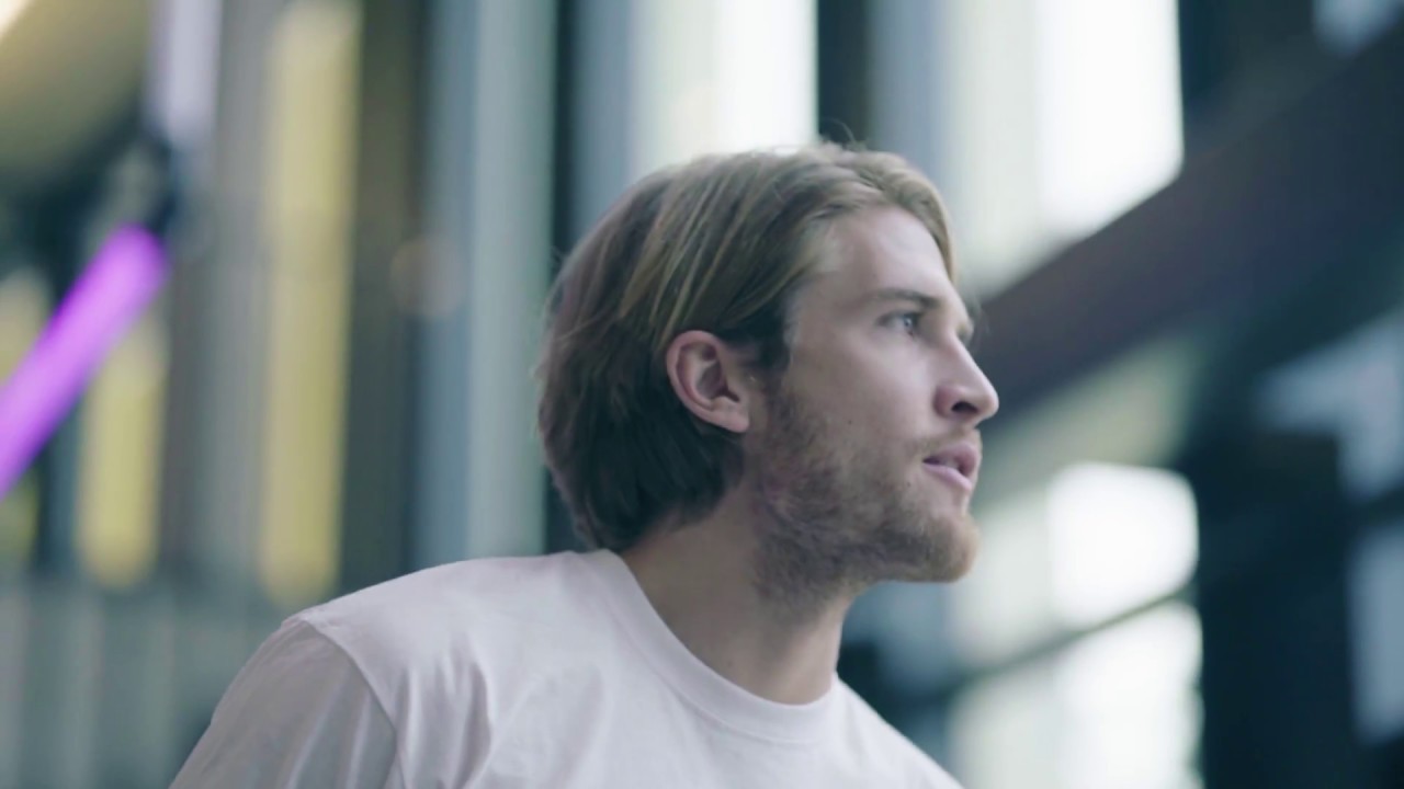 Costa Coffee: Store of the Future - YouTube