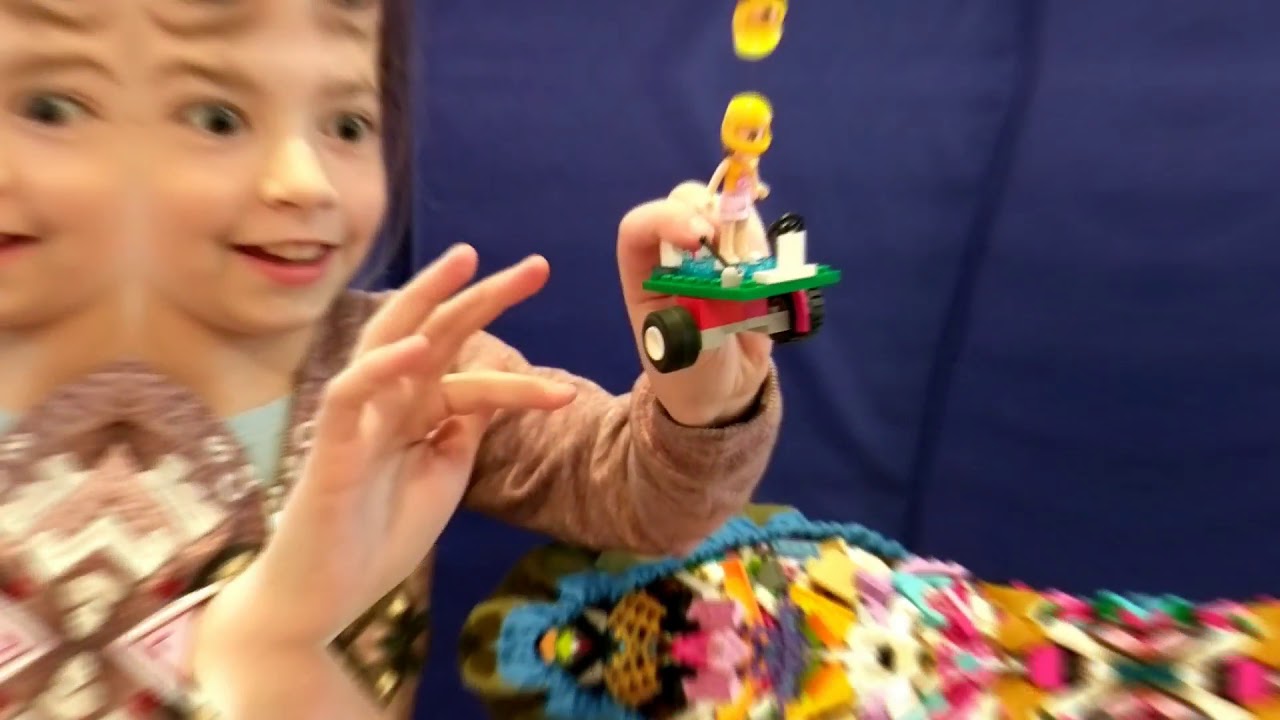 Lego Building Challenge!--A&A BEST FRIENDS - YouTube