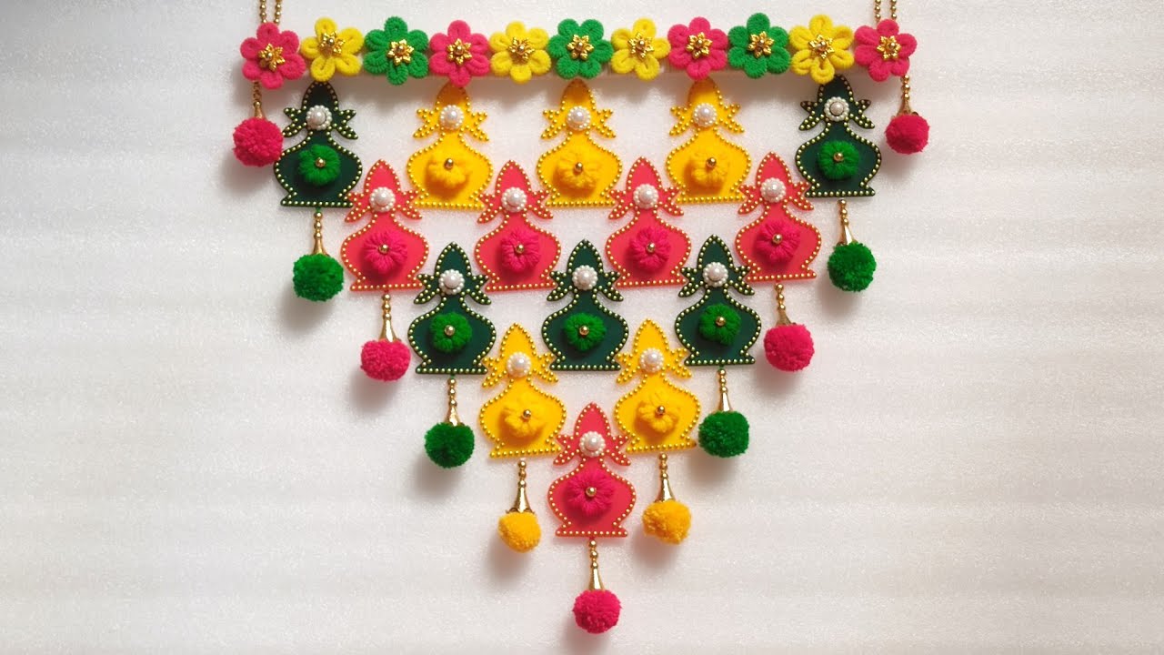 EASY WOOLEN DOOR HANGING TORAN | DIY WOOLEN TORAN MAKING | DOOR HANGING ...