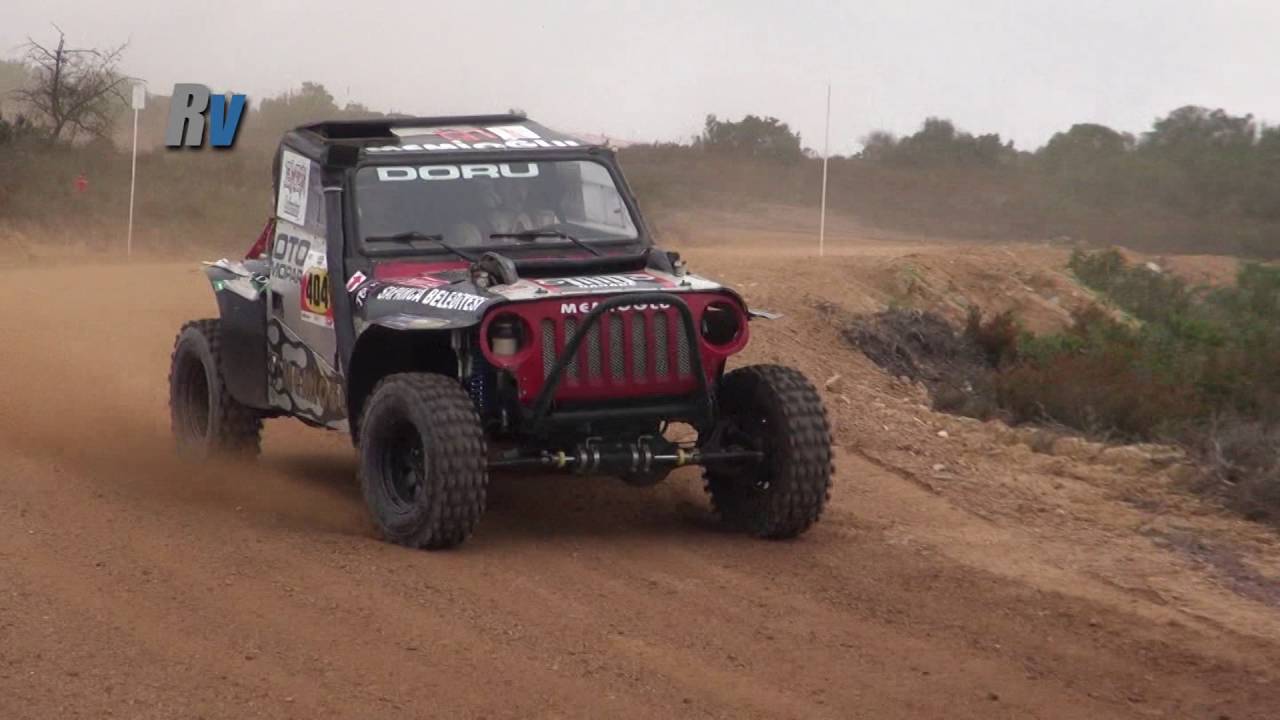 2016 İstanbul Offroad / Hüseyin Memi - Ali Pertev / Jeep CJ - YouTube