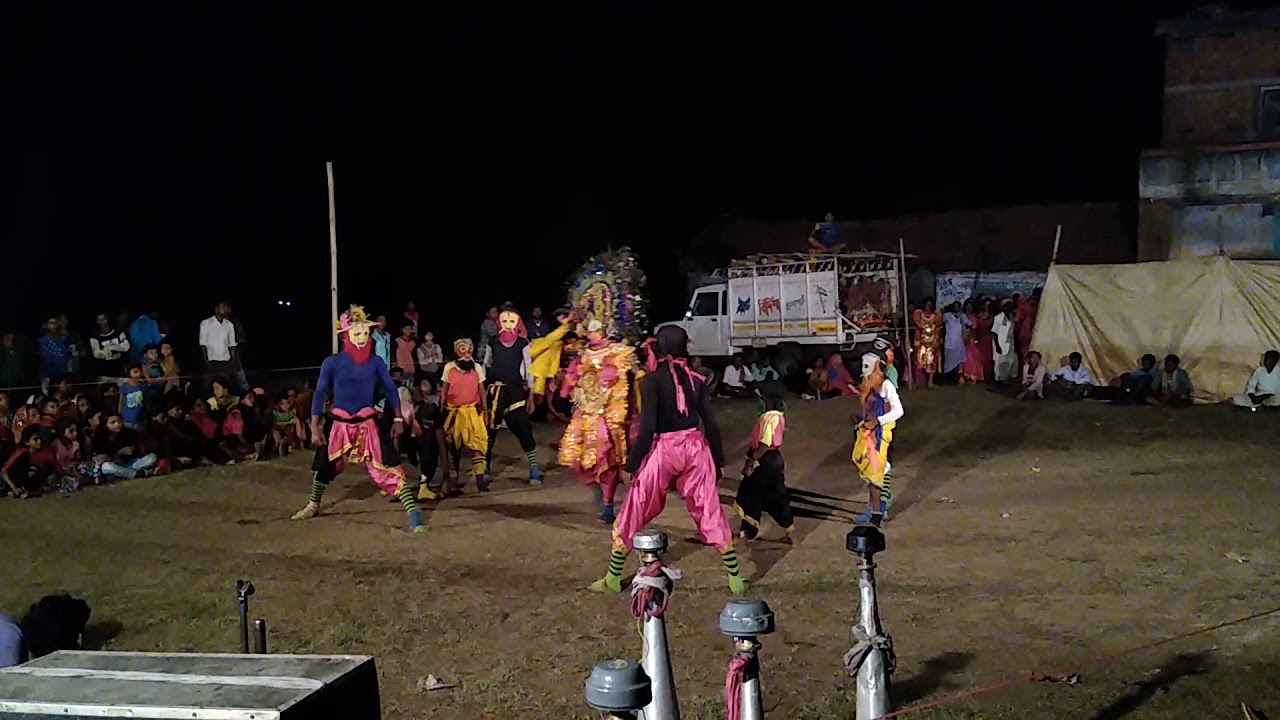 Chou nach at Maithan - YouTube