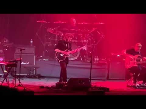 Steve Hackett - Dancing with the moonlit night (Genesis Revisited) live in Rome 31/10/2024 - YouTube